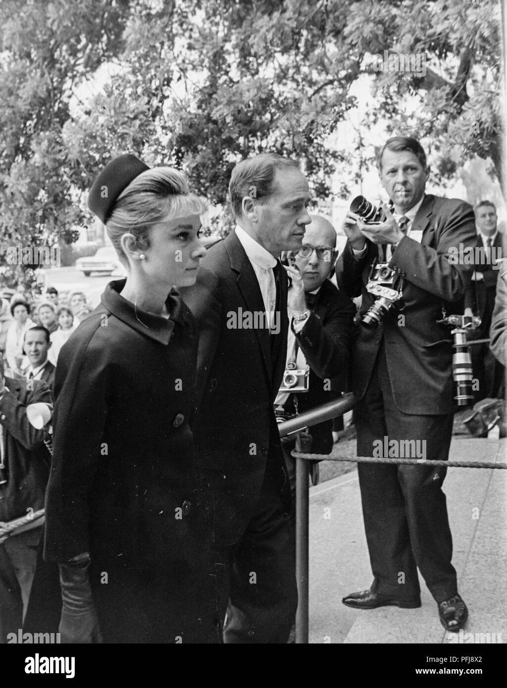 Gary cooper audrey hepburn hi-res stock photography and images - Alamy