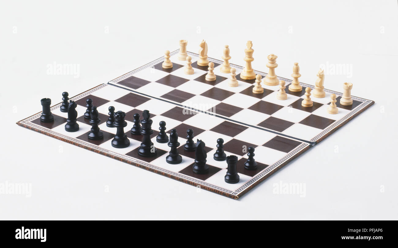 Chess board with chess pieces Stock Photo - Alamy