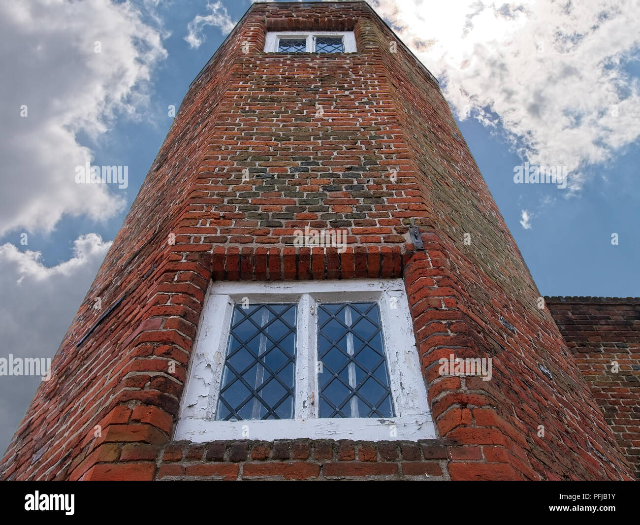 Tudor tower hi-res stock photography and images - Alamy