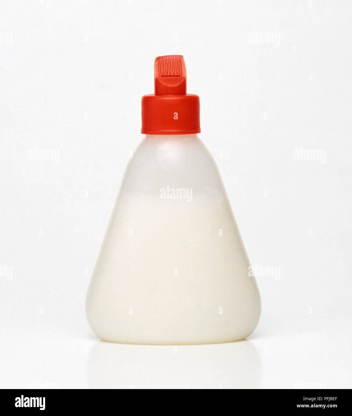 Bottle of glue Stock Photo - Alamy