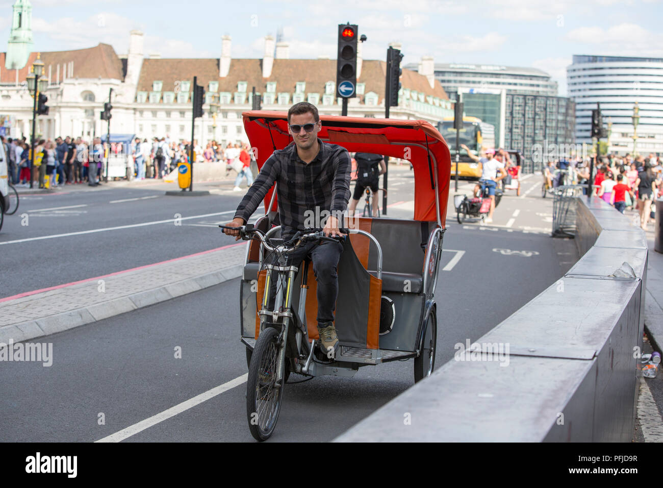 Rickshaw on bridge hi-res stock photography and images - Alamy
