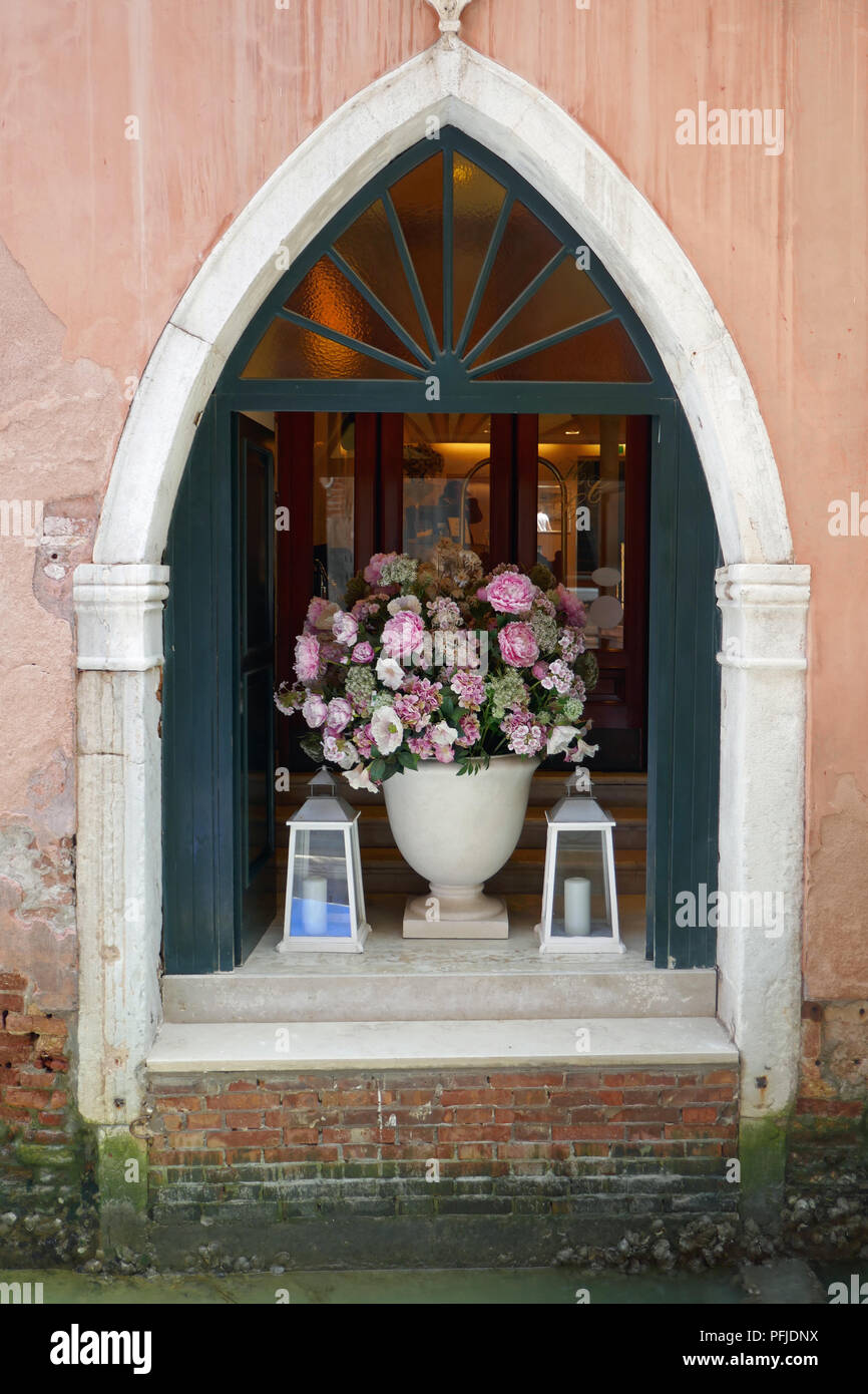 Pretty Canal-side window with flowers, Venice Stock Photo - Alamy