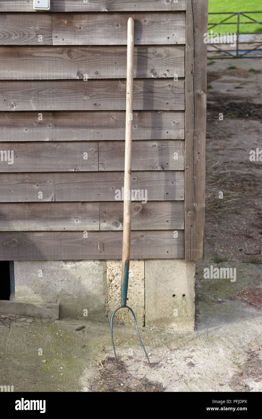 Hay fork hi-res stock photography and images - Alamy