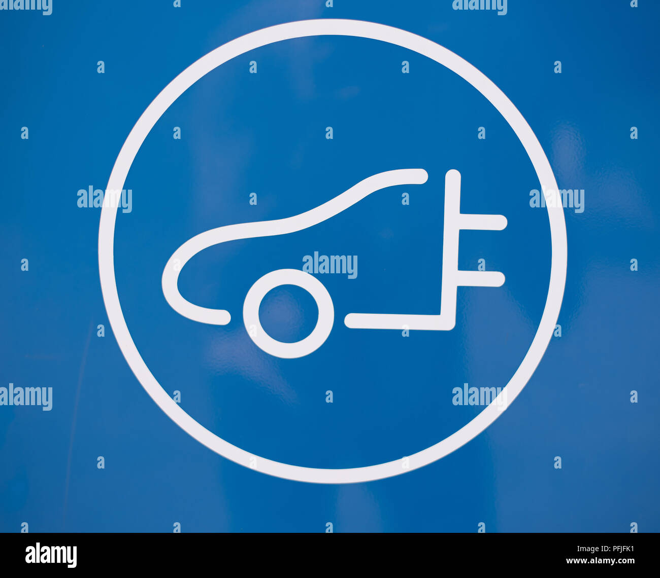 Symbol for charging station in blue Stock Photo - Alamy