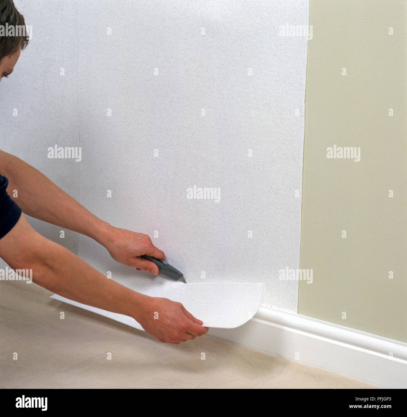 Skirting and wallpaper hi-res stock photography and images - Alamy