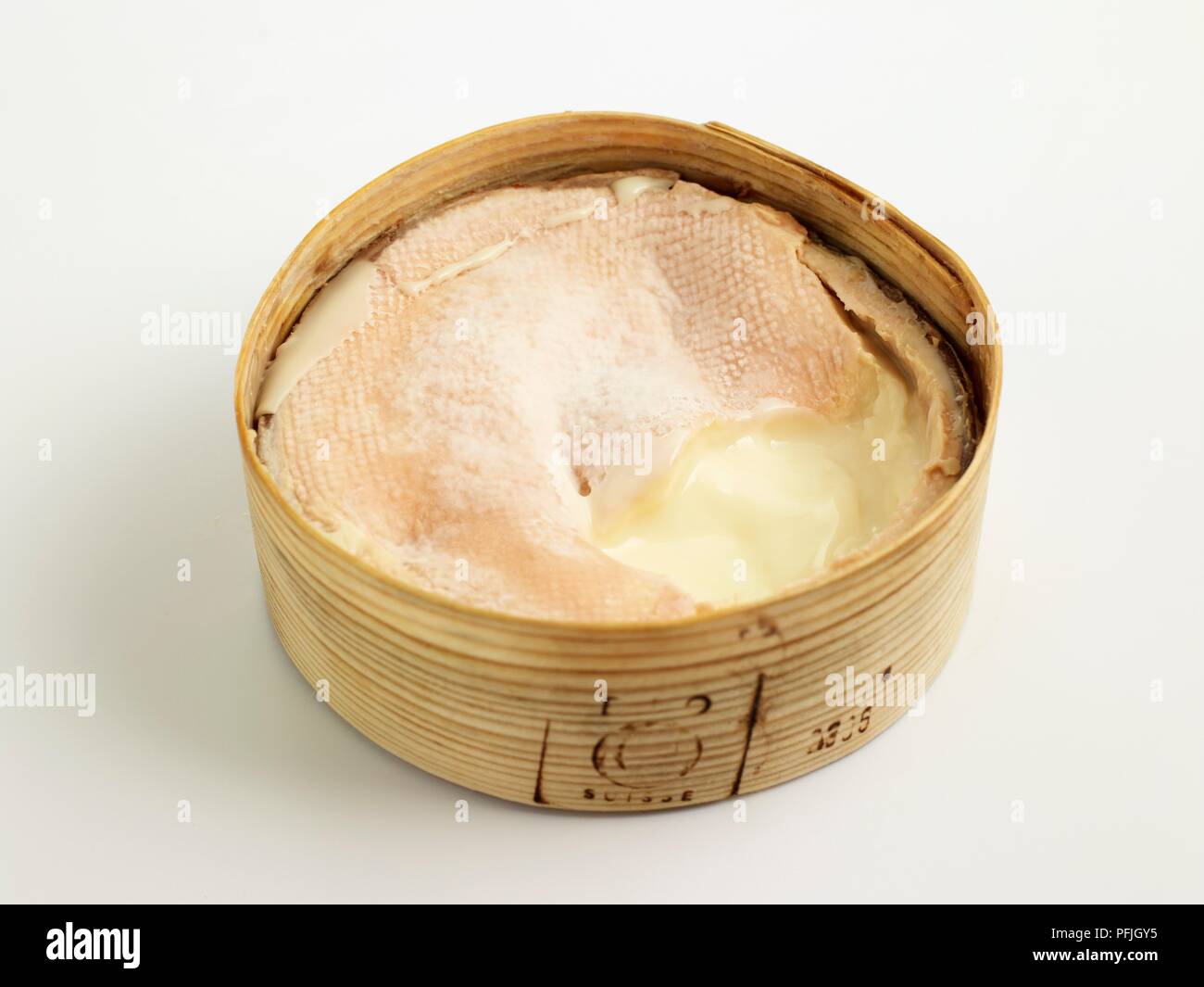 Mont dor cheese hi-res stock photography and images - Alamy