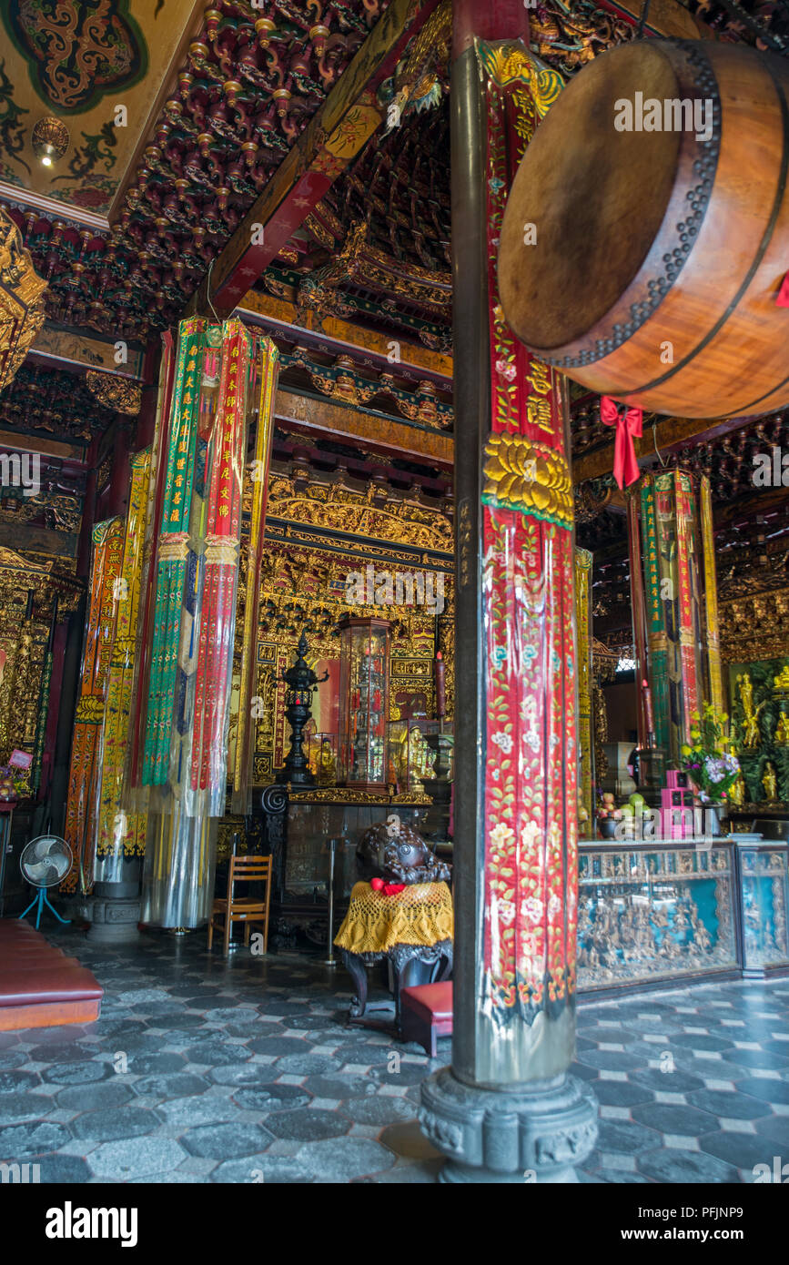Longshan Temple, Taipei, Taiwan Stock Photo - Alamy