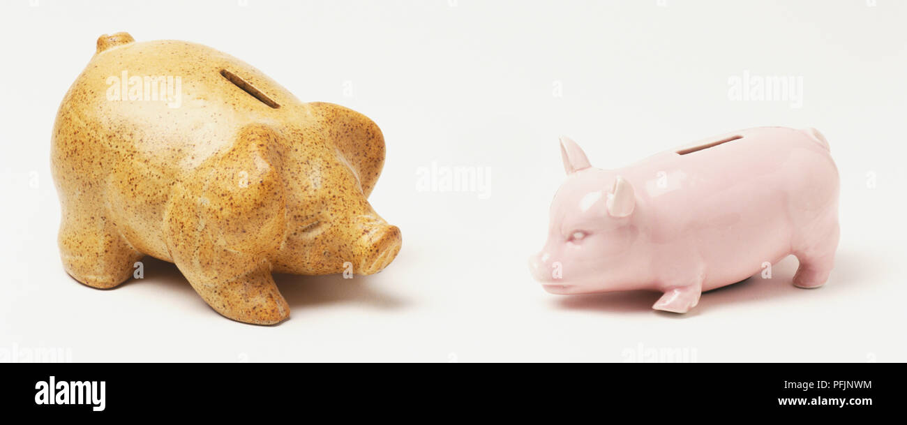Ceramics pigs hi-res stock photography and images - Alamy