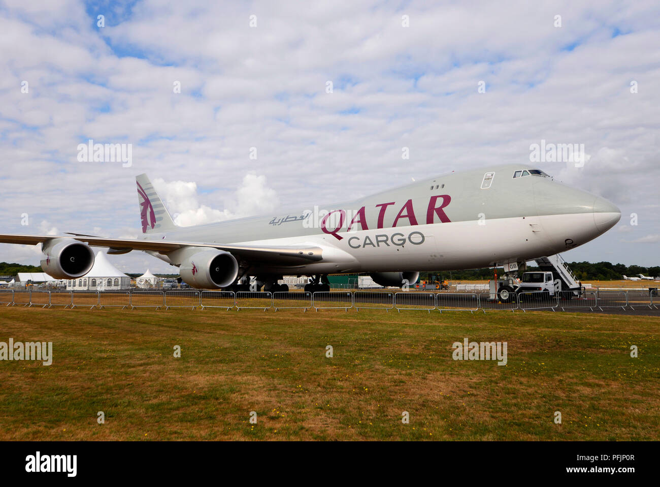 Qatar Airways 747