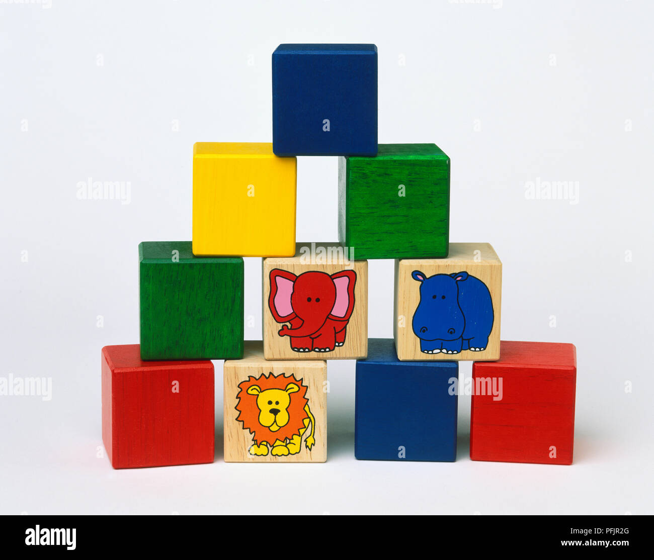 Kids playing blocks stacked hi-res stock photography and images - Alamy