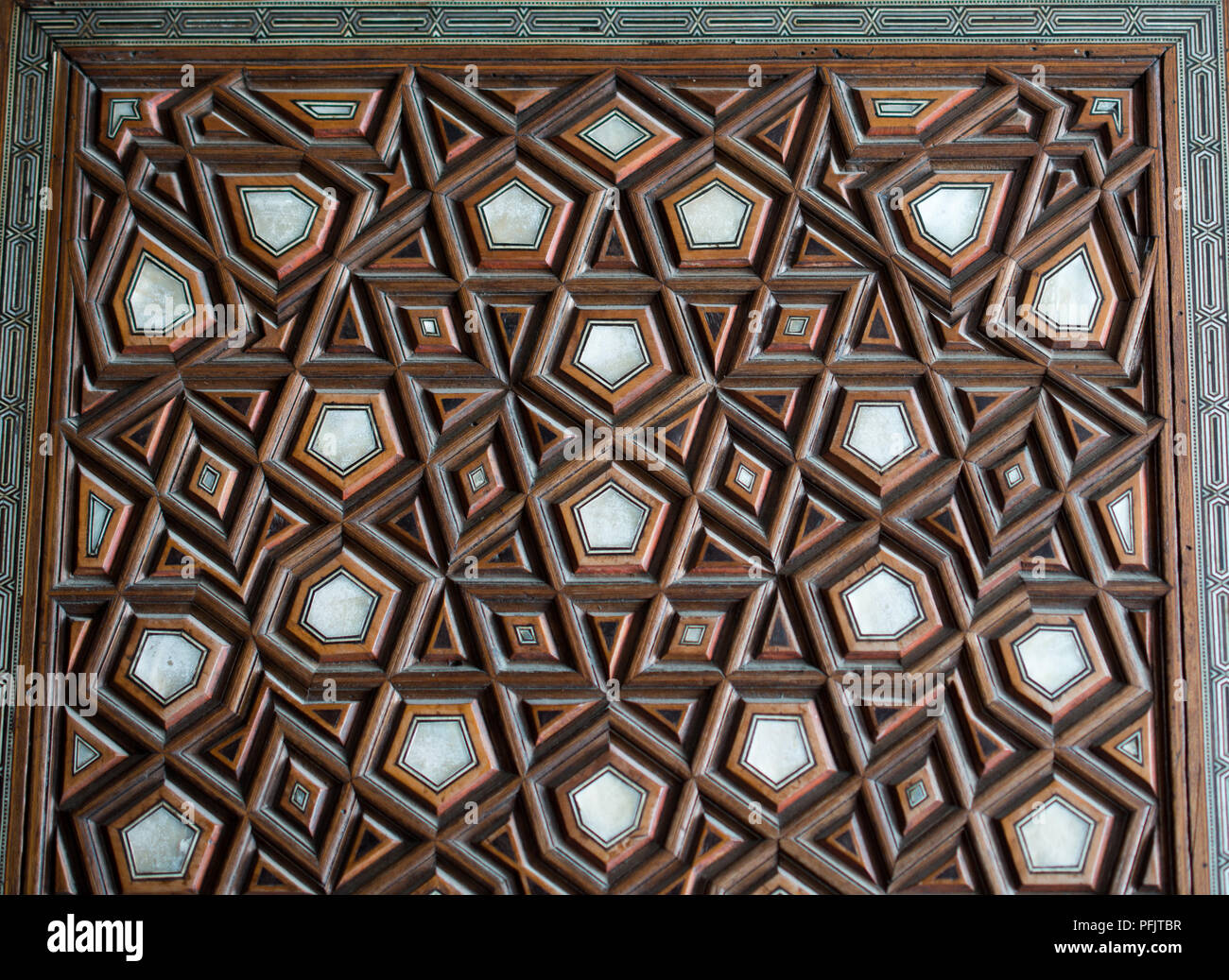Ottoman Turkish art with geometric patterns in view Stock Photo - Alamy