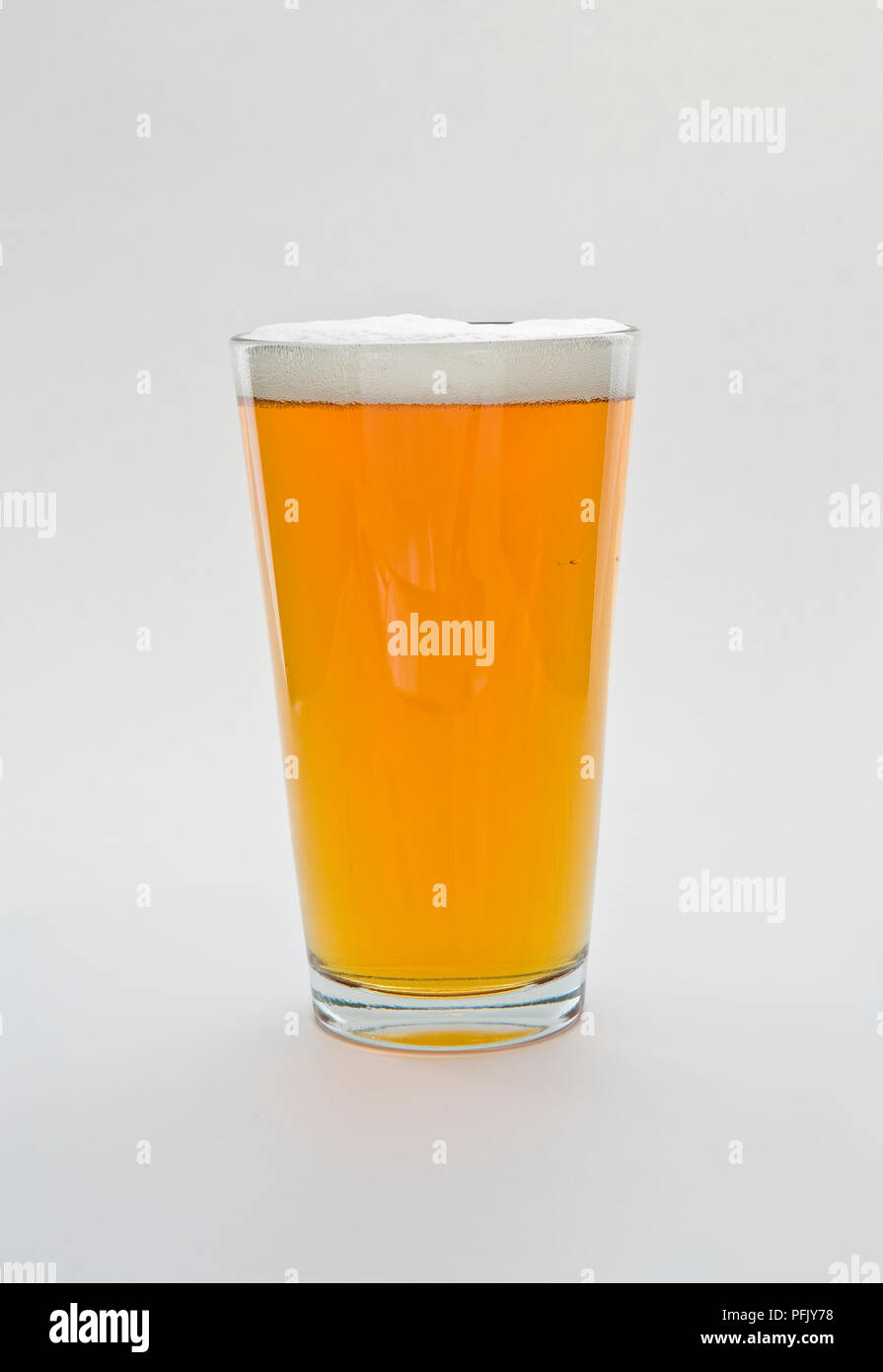 Pale ale colour hi-res stock photography and images - Alamy