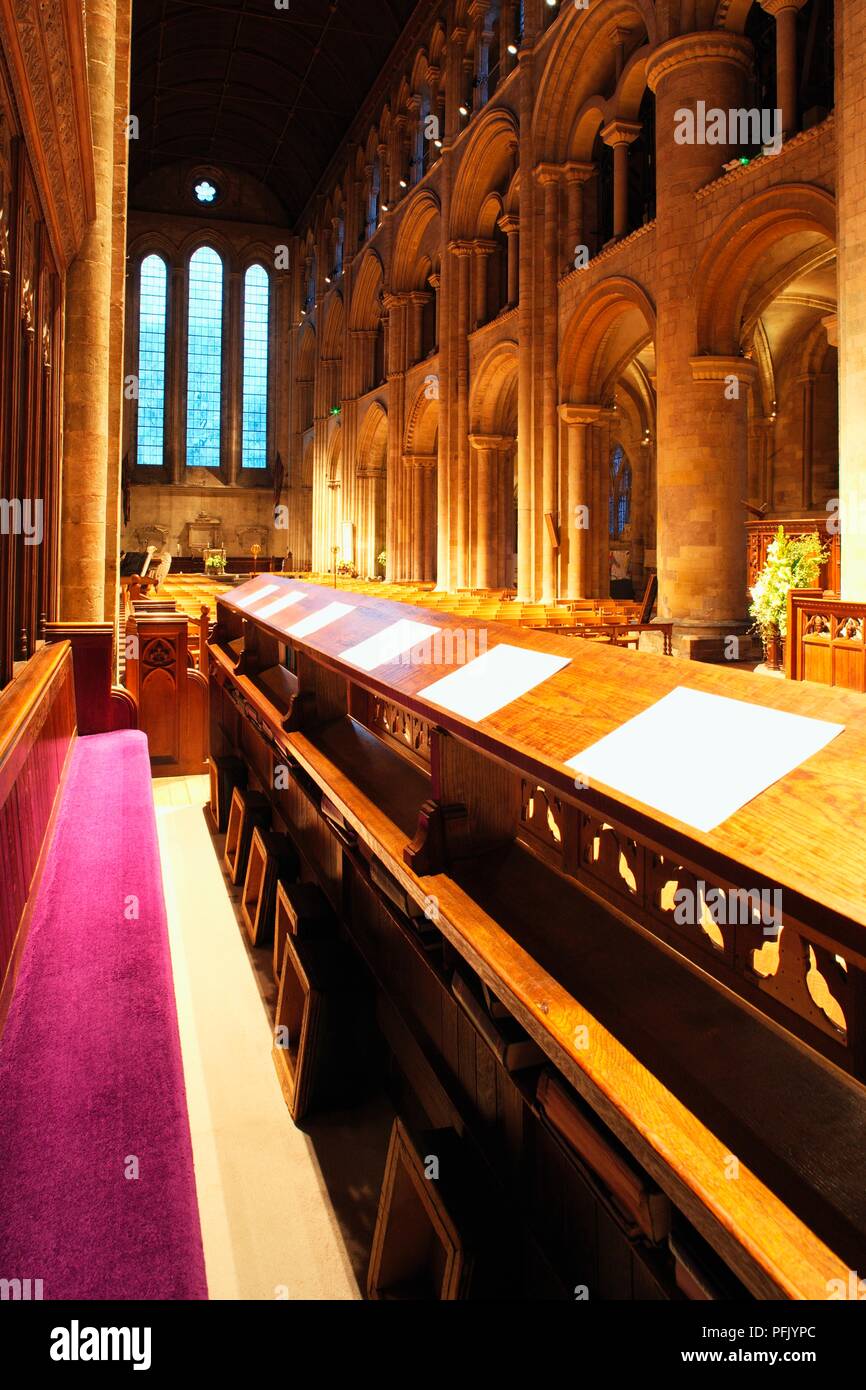 Choir stall hi-res stock photography and images - Alamy