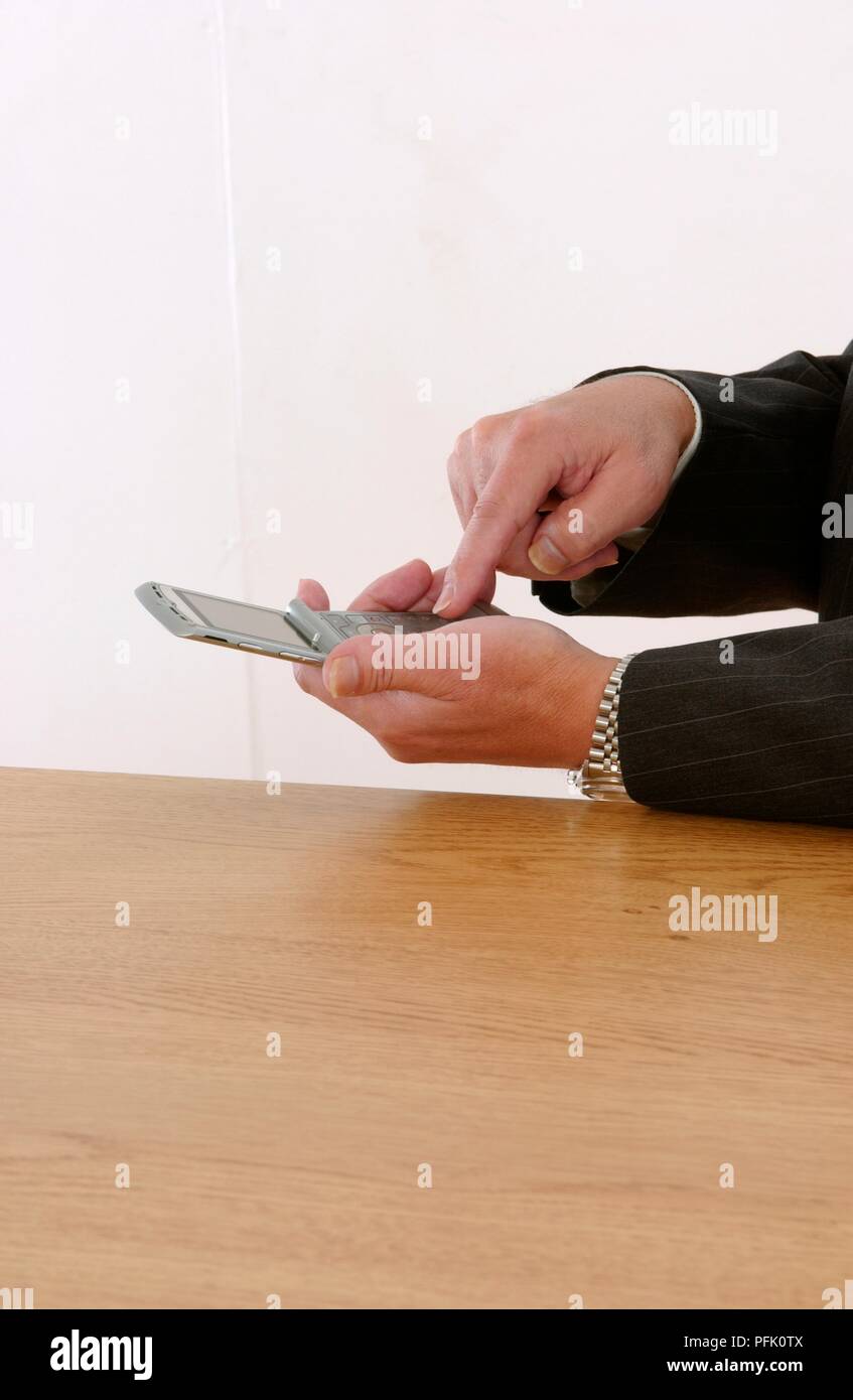 Dialling hi-res stock photography and images - Alamy