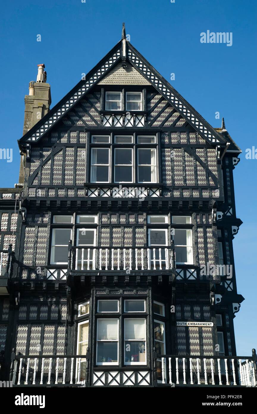 Great Britain, England, Devon, Dartmouth, historical timber framed ...