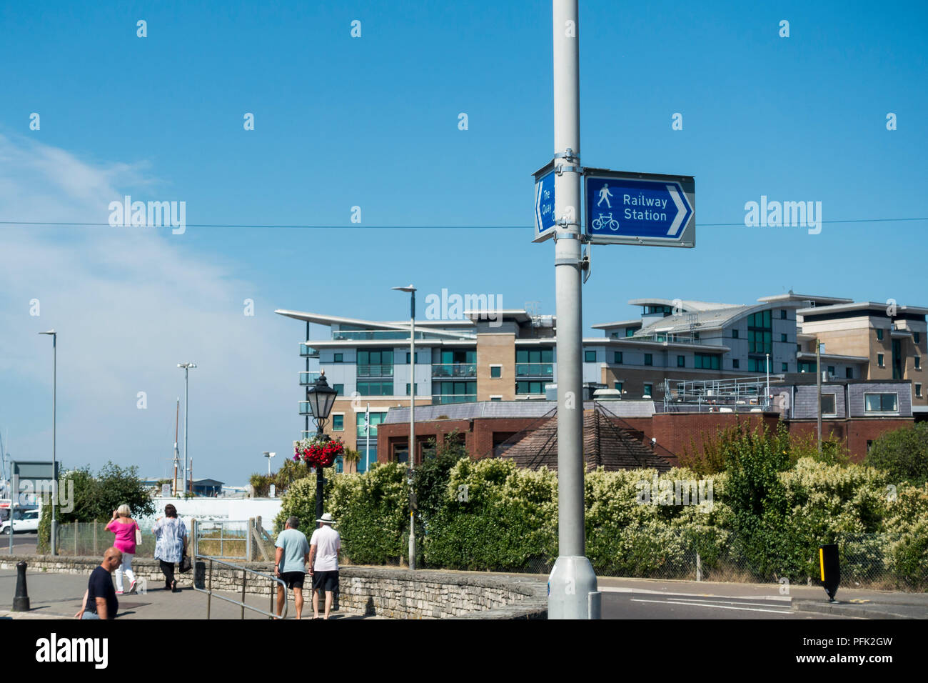 Signpost railway hi-res stock photography and images - Alamy