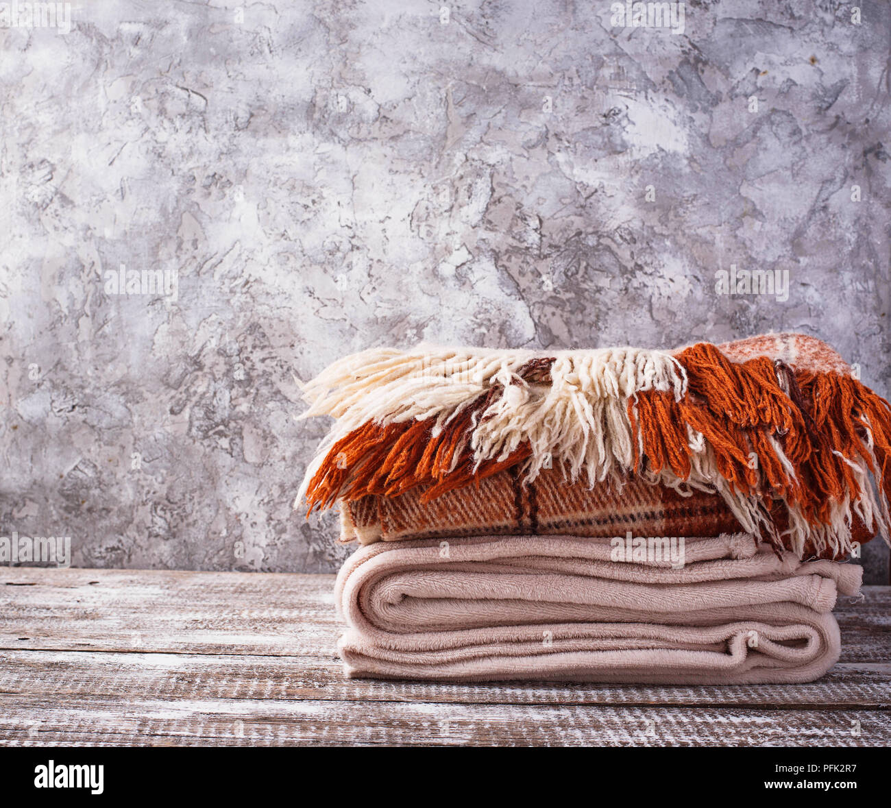 Blanket background hi-res stock photography and images - Alamy