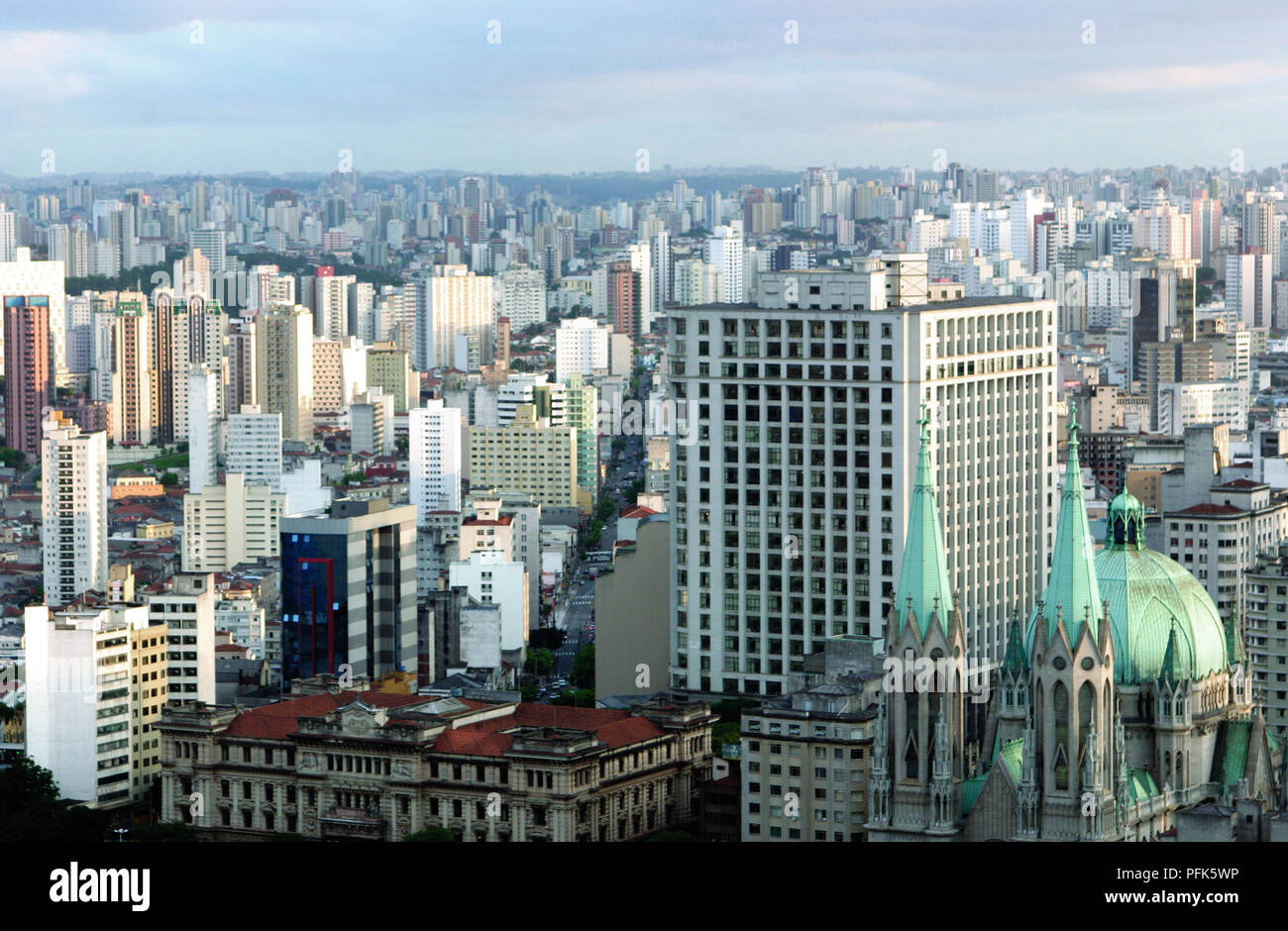 Contrasts in sao paulo hi-res stock photography and images - Alamy