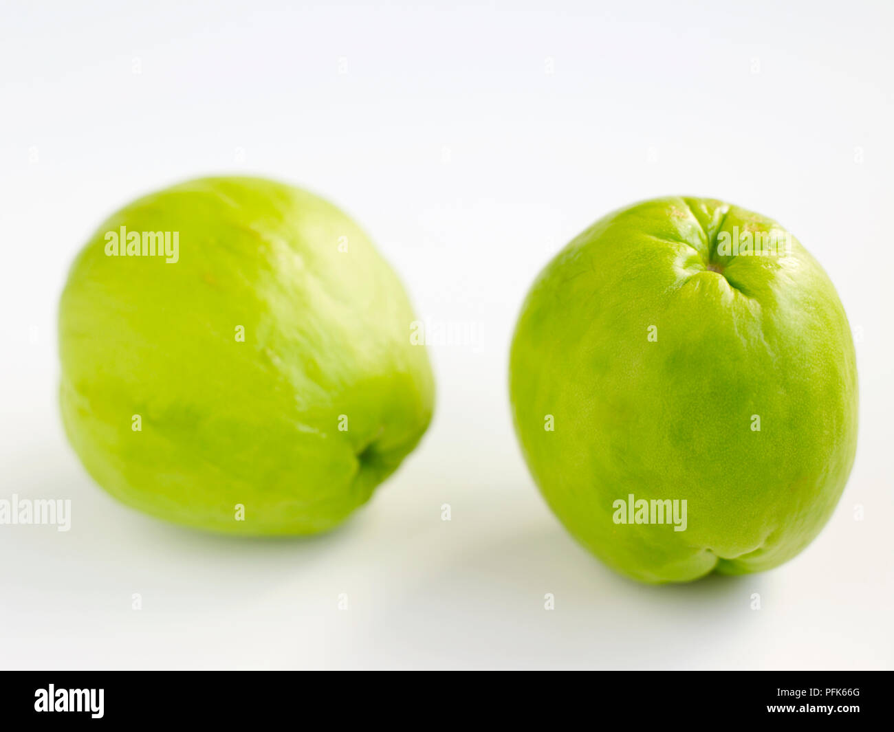 Chayotes hi-res stock photography and images - Alamy