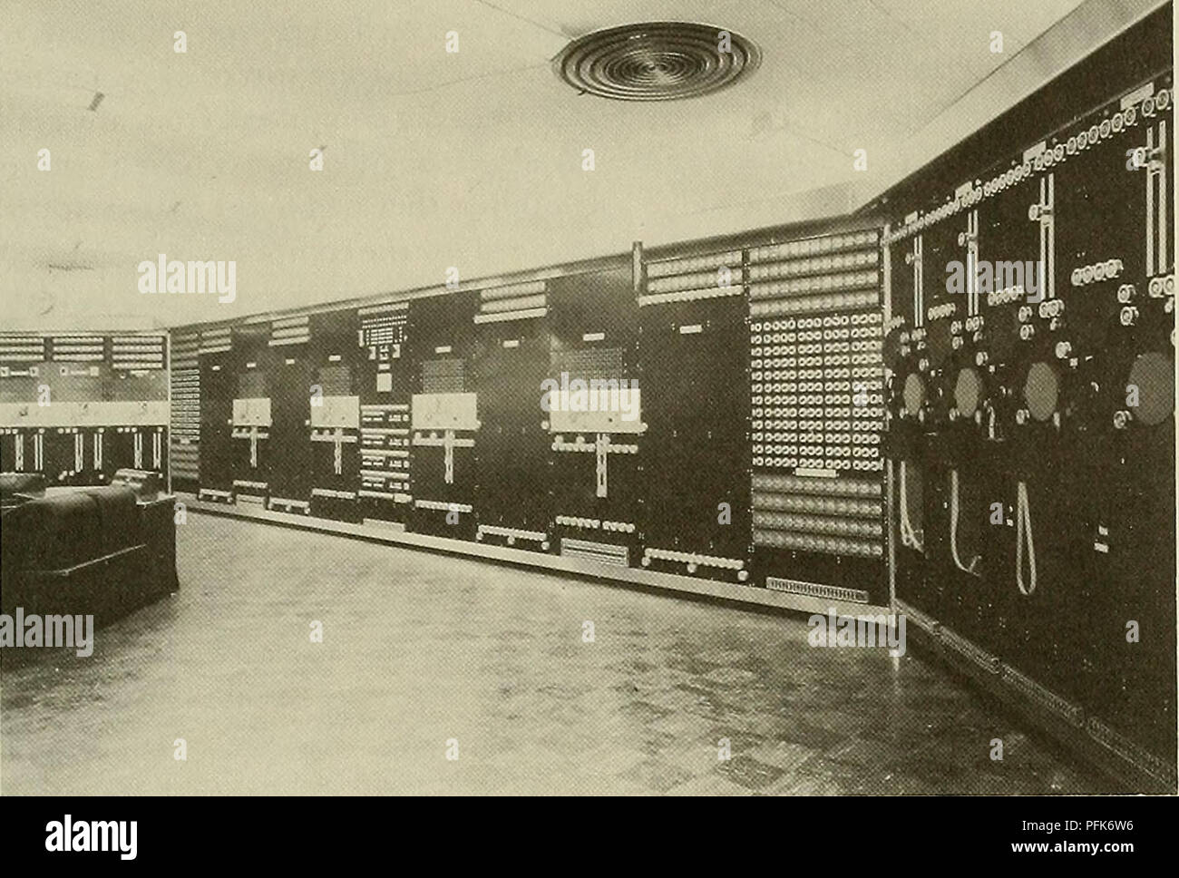 1940s computer hi-res stock photography and images - Alamy