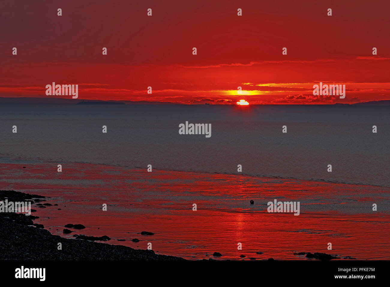 Bank of cloud and setting sun hi-res stock photography and images - Alamy