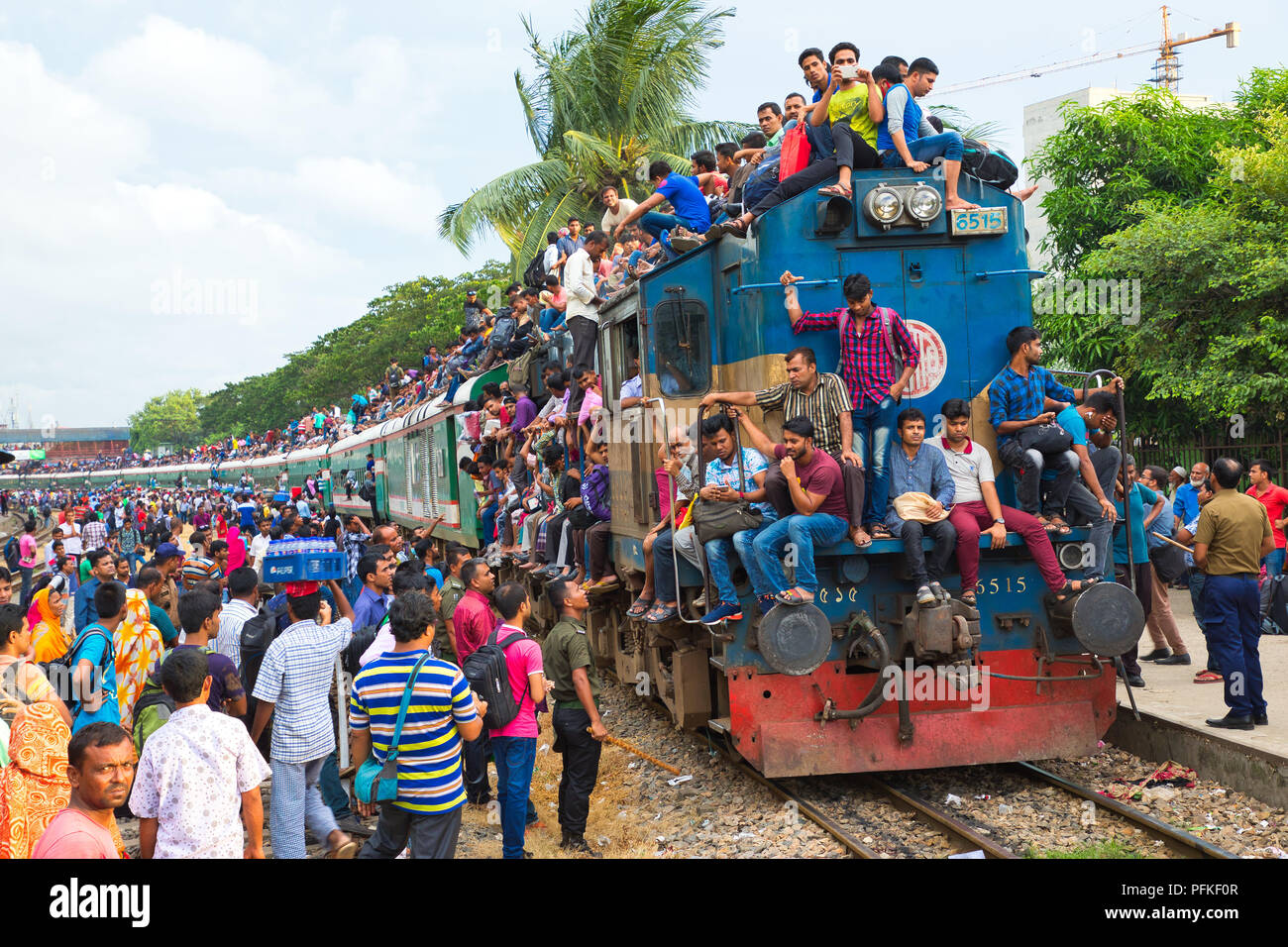 Journey by train with life risk Stock Photo - Alamy