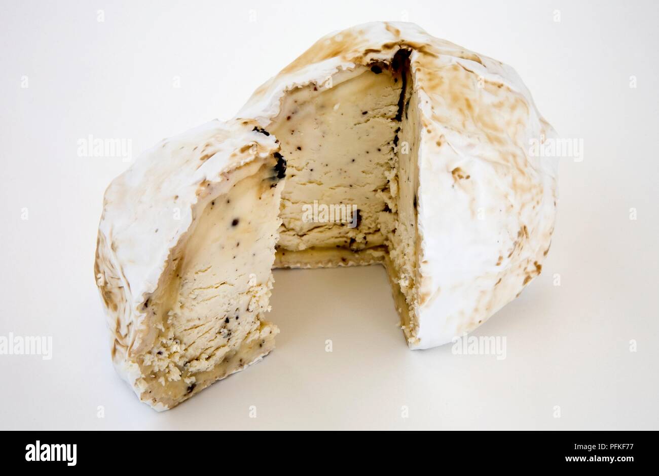 Round up cows hi-res stock photography and images - Alamy