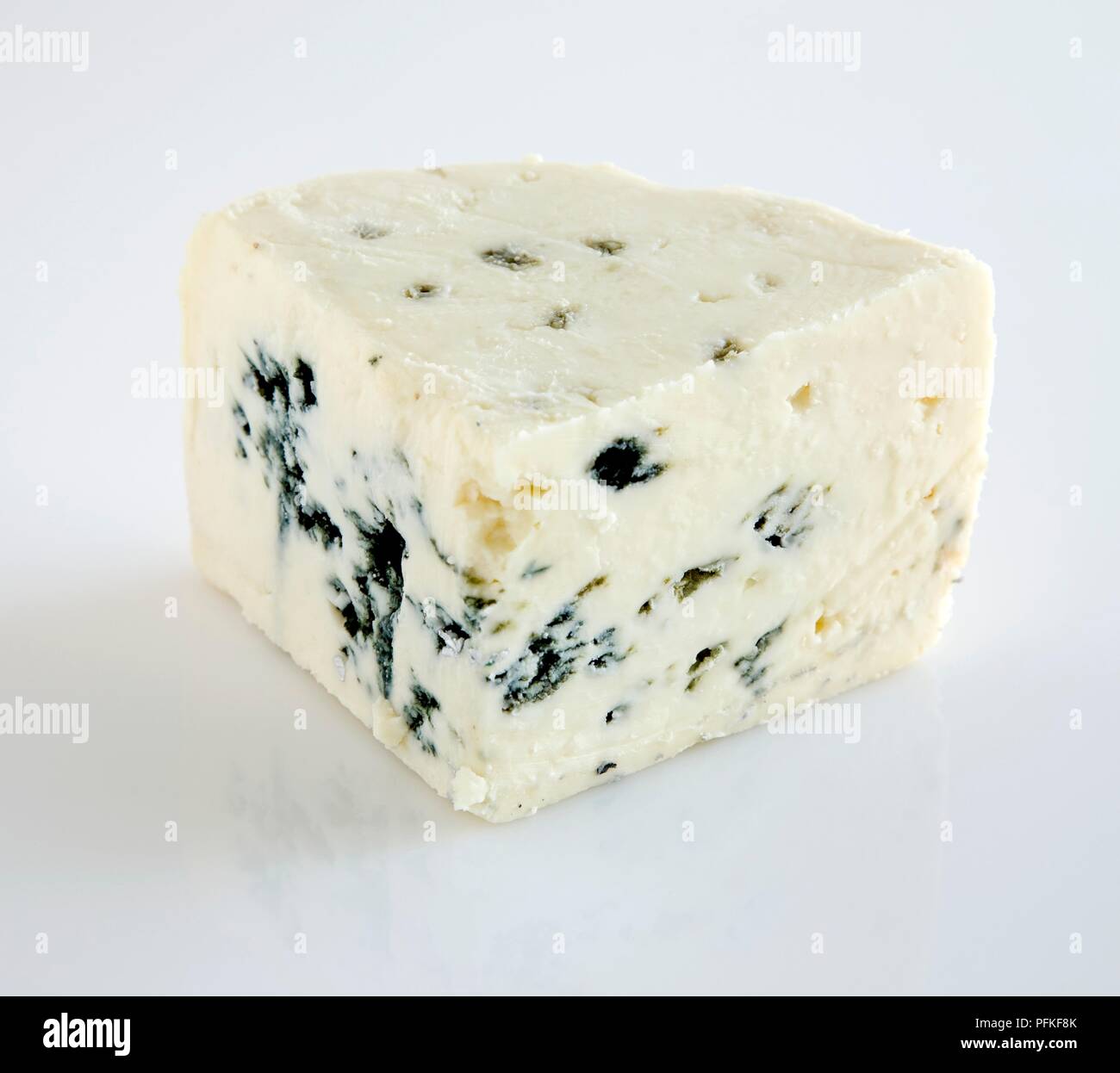 Slice of American Ewe's Blue ewe's milk chees Stock Photo - Alamy
