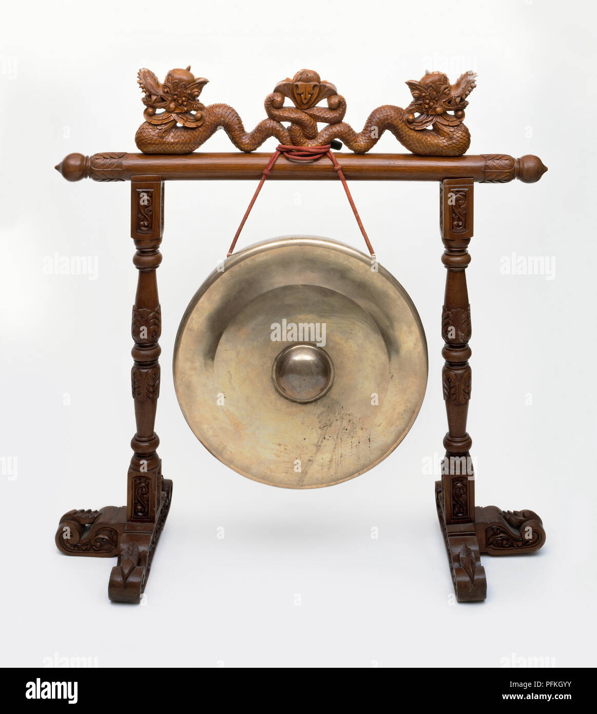 Traditional oriental gong, front view Stock Photo - Alamy