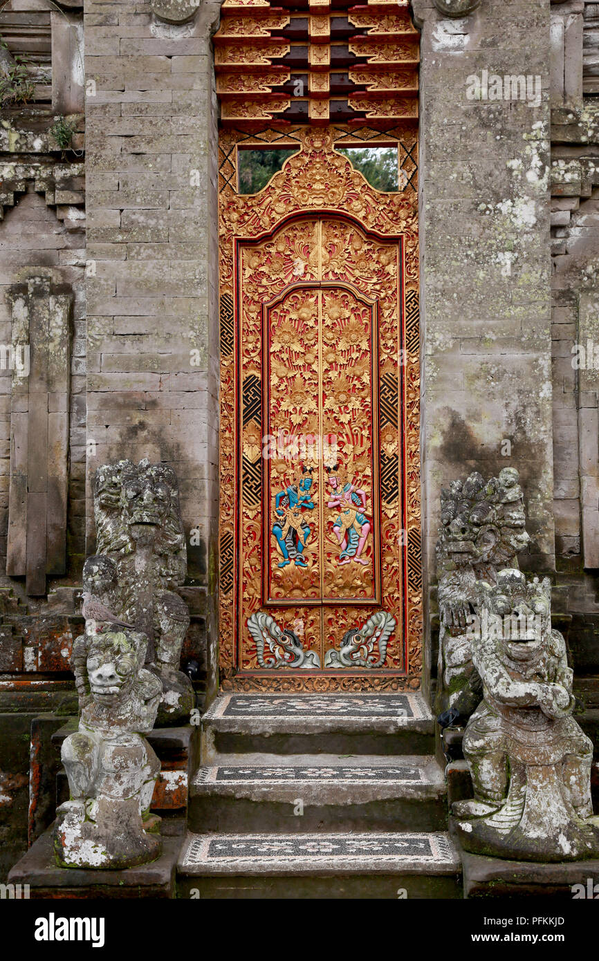 Bali temple archictures hi-res stock photography and images - Alamy