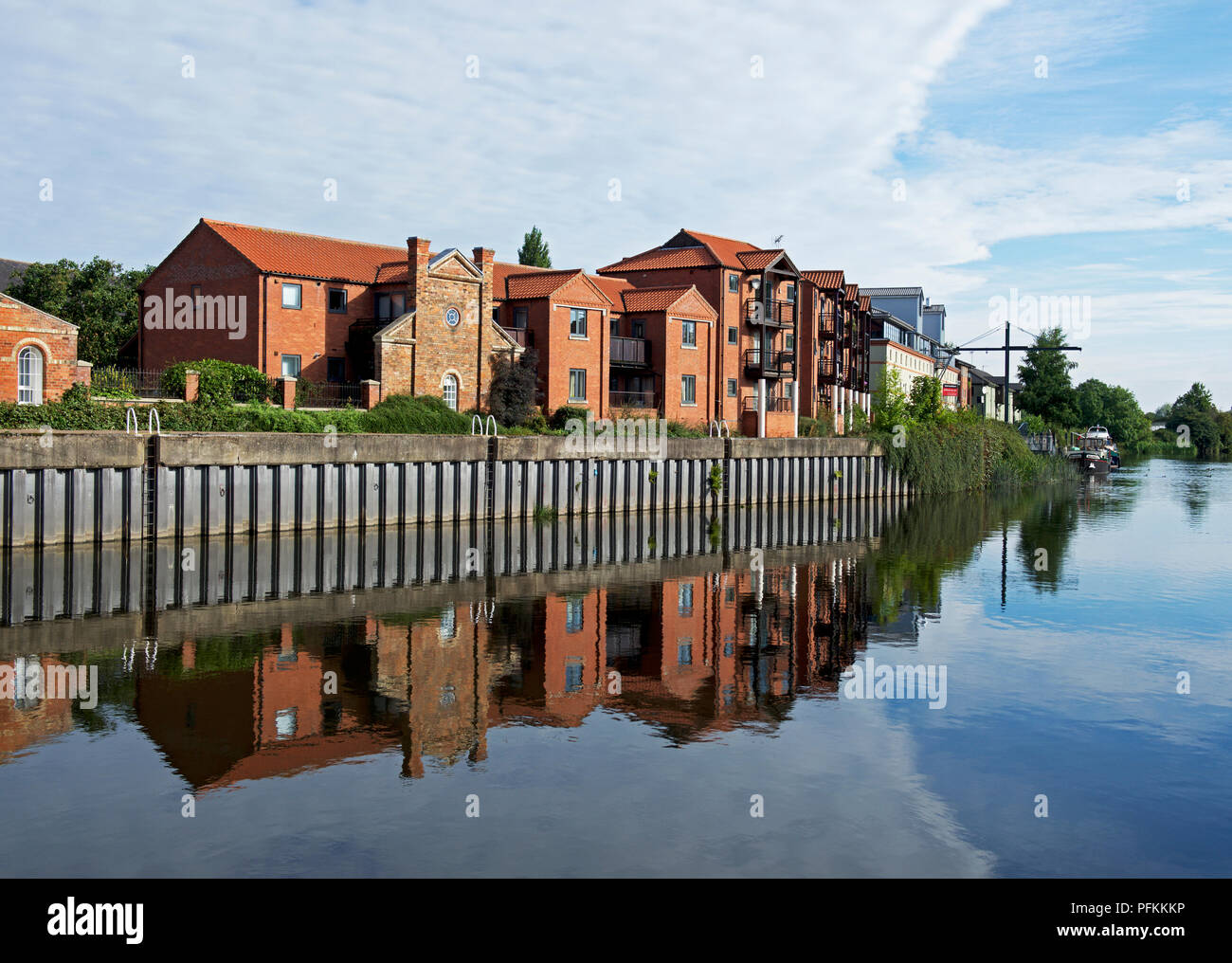 The River Trent at Newark, Nottinghamshire, England UK Stock Photo - Alamy