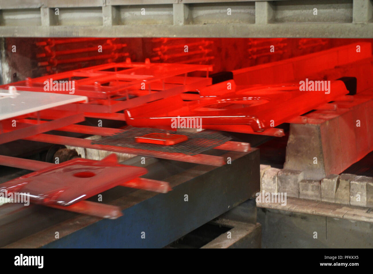 Worker detail turntable hi-res stock photography and images - Alamy