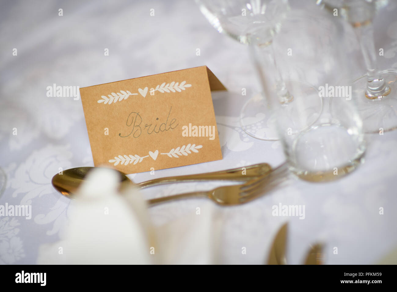Bride rustic table name Stock Photo - Alamy