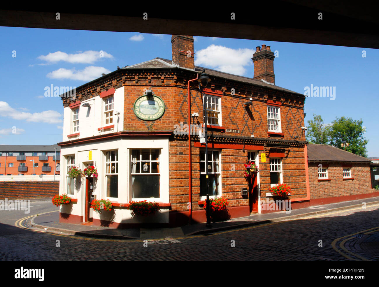 Wolverhampton pub hi-res stock photography and images - Alamy