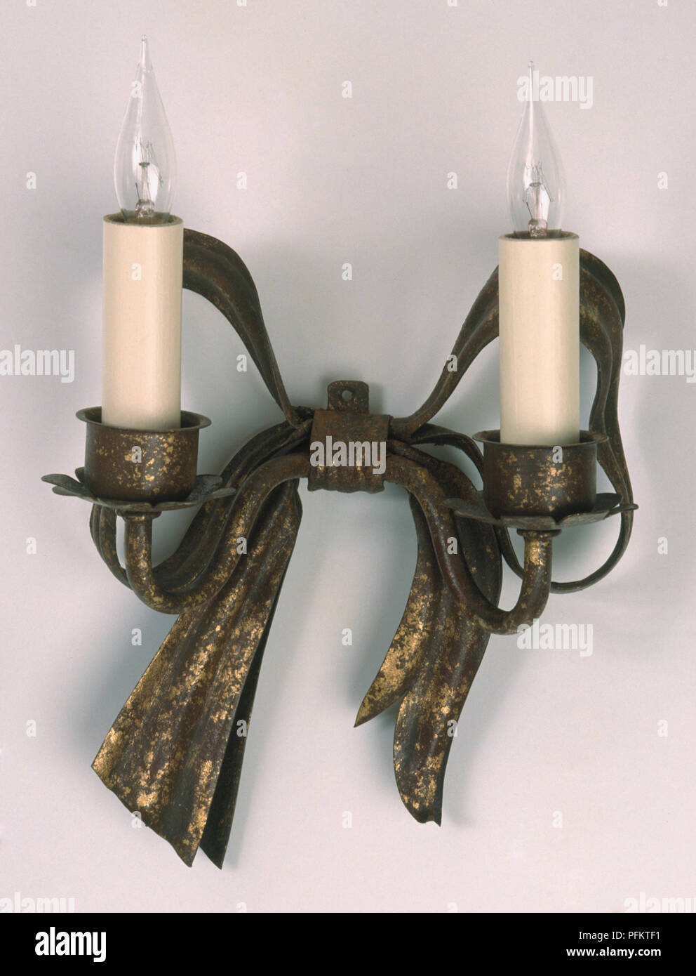 Ornate metal decoration hi-res stock photography and images - Alamy