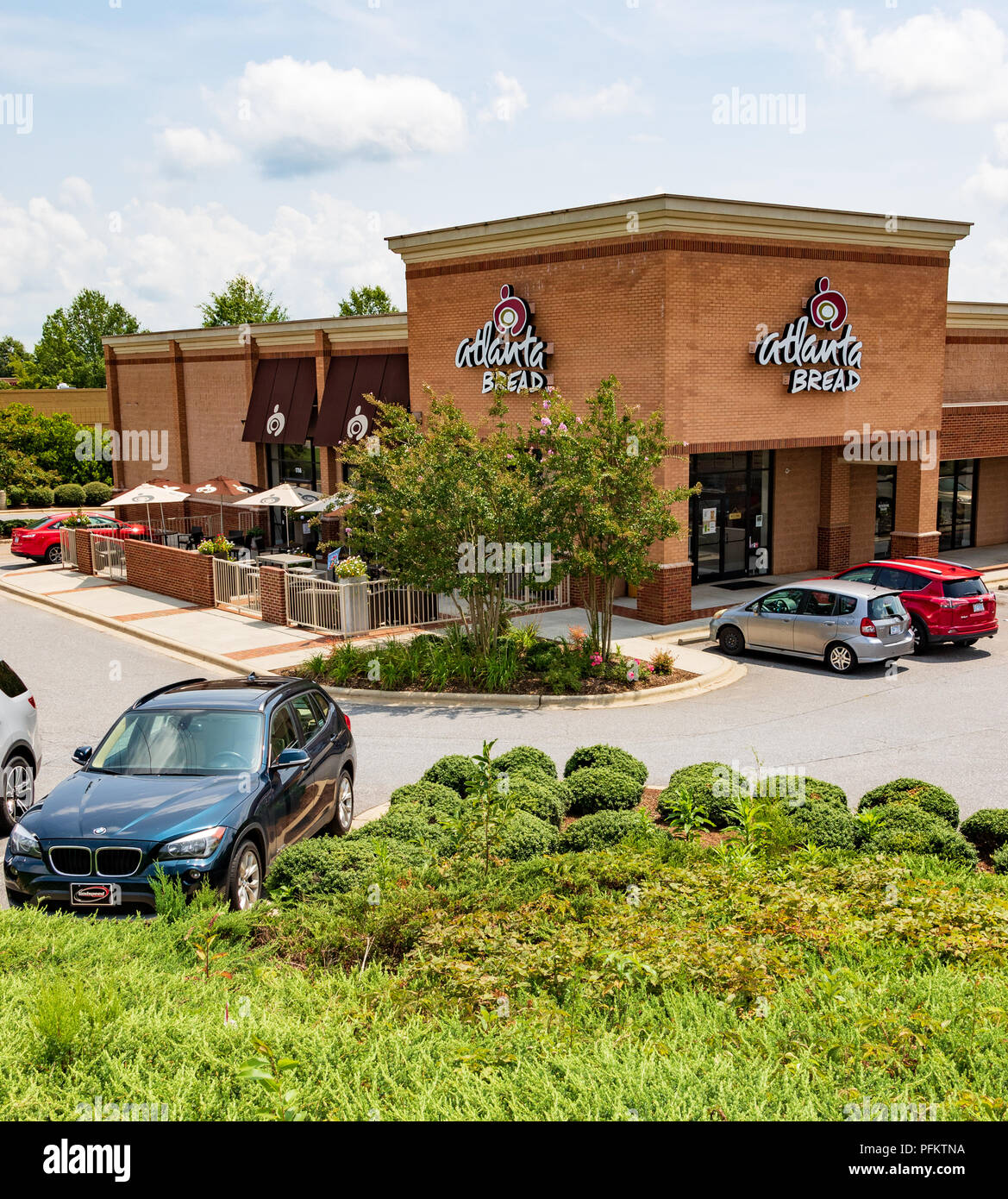 Company owned stores hi-res stock photography and images - Alamy