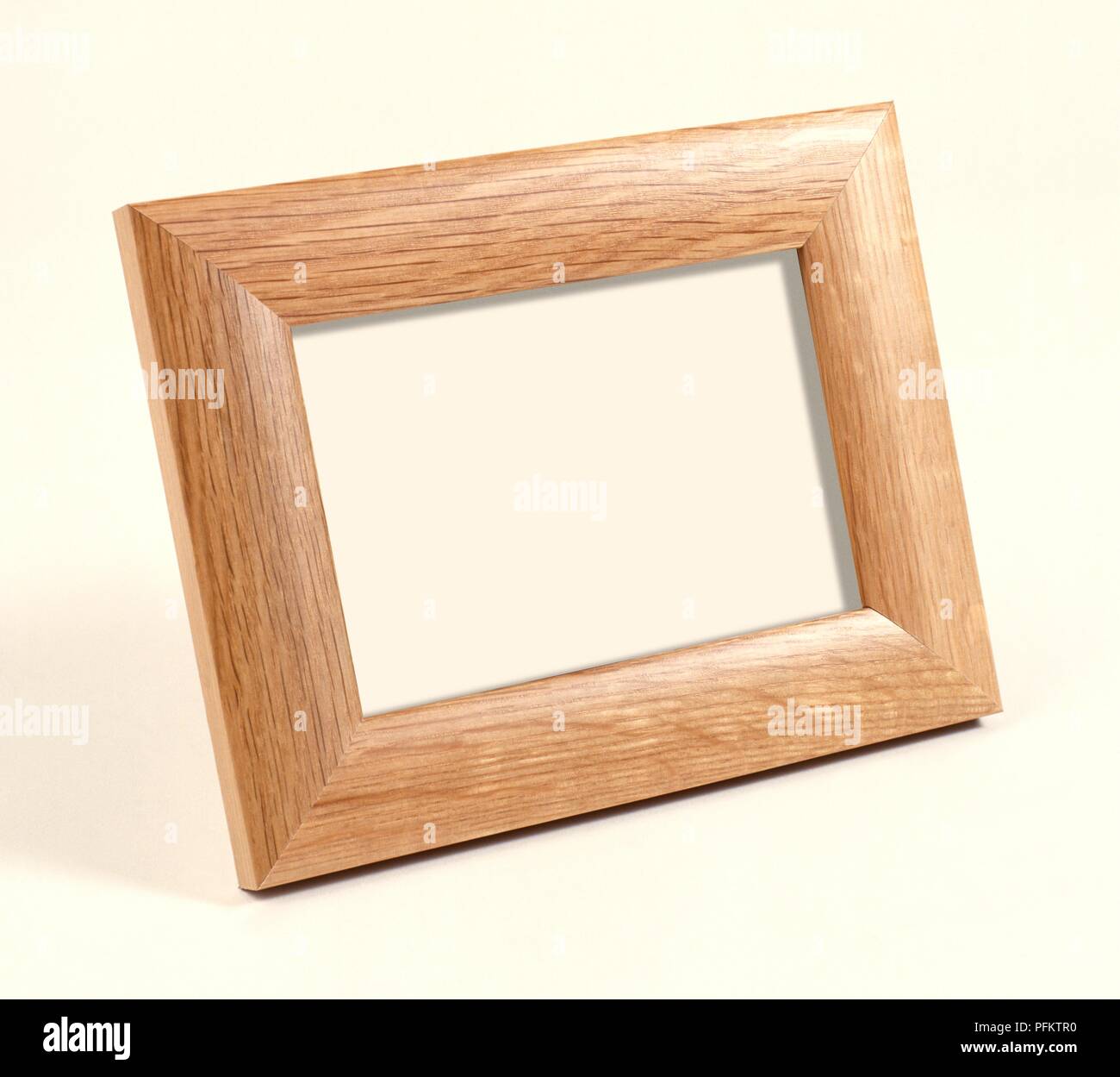 Frame object hi-res stock photography and images - Alamy