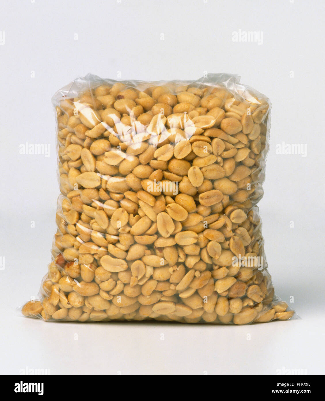Bag of peanuts Stock Photo - Alamy