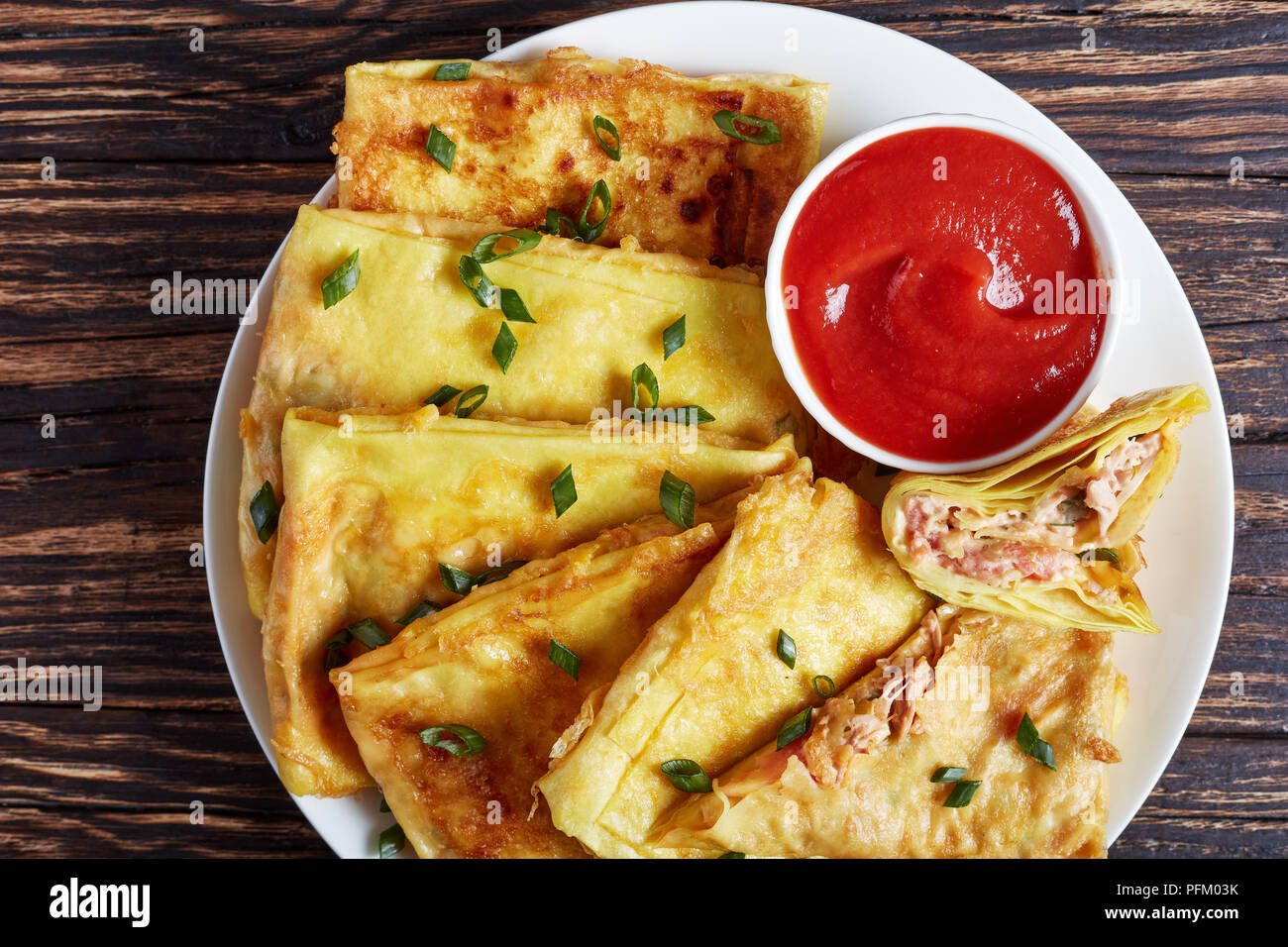 Delicious flatbread stuffed tender meat hi-res stock photography and ...