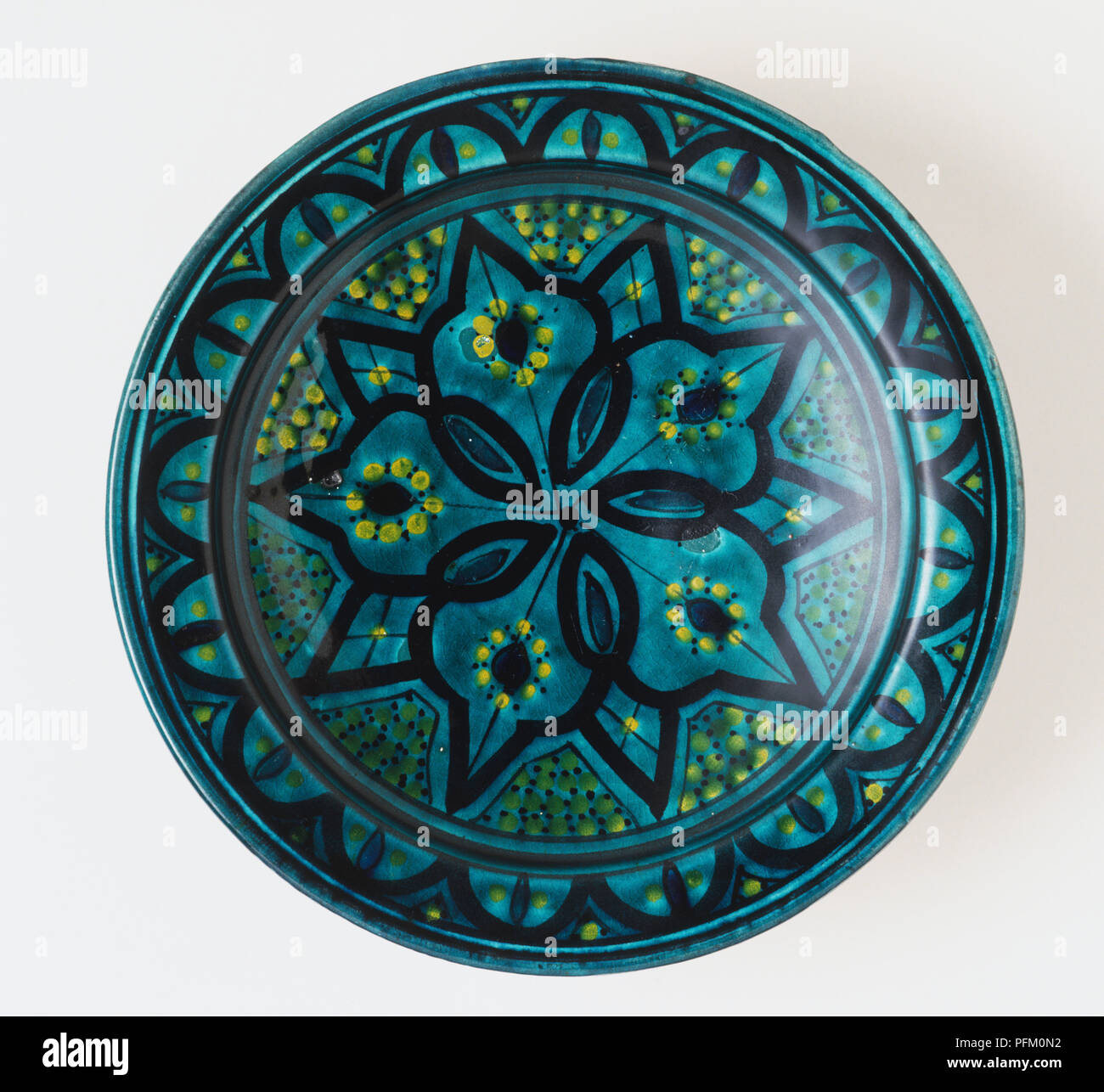Blue patterned bowl Stock Photo - Alamy