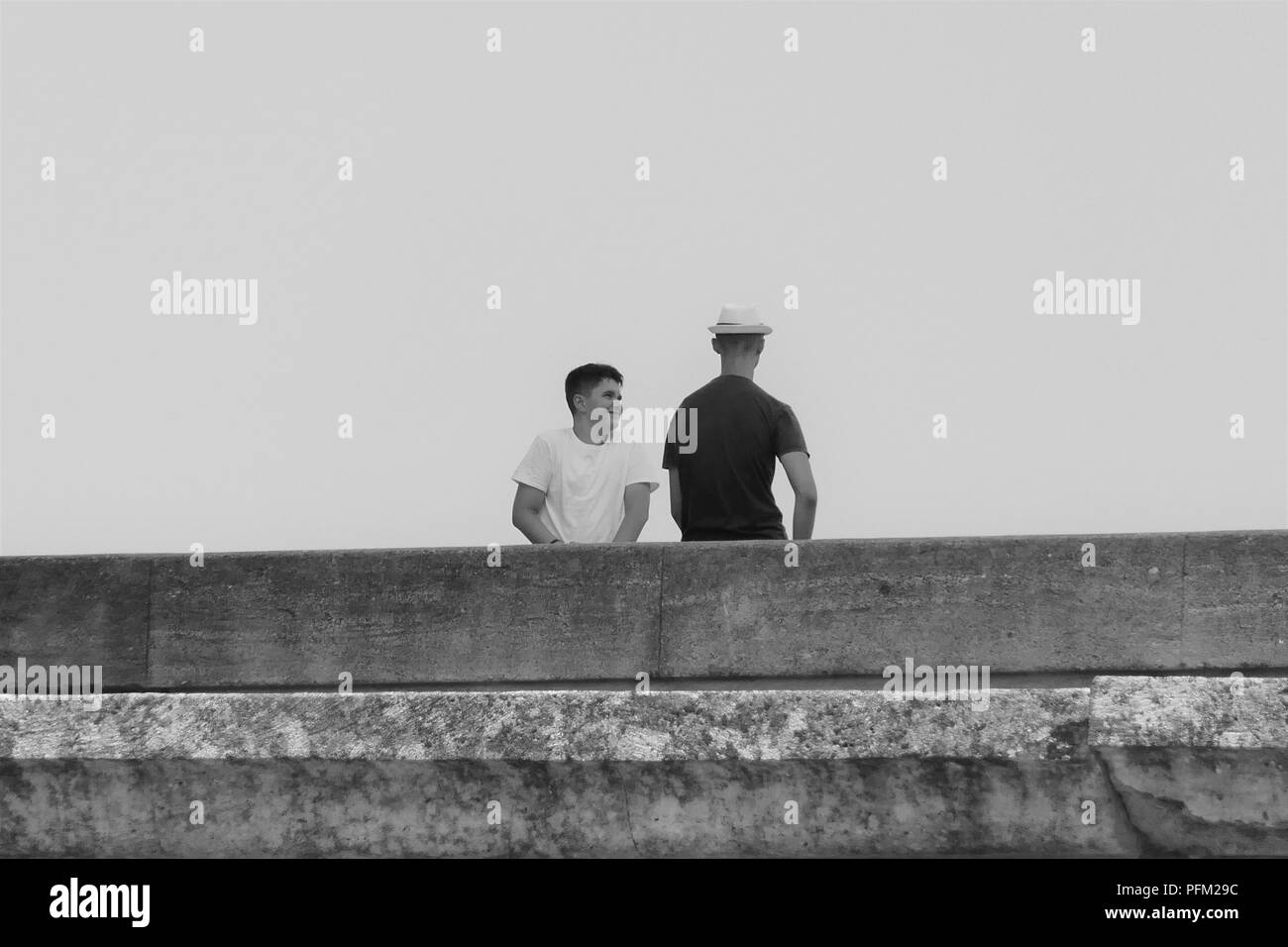 Best brothers hi-res stock photography and images - Alamy