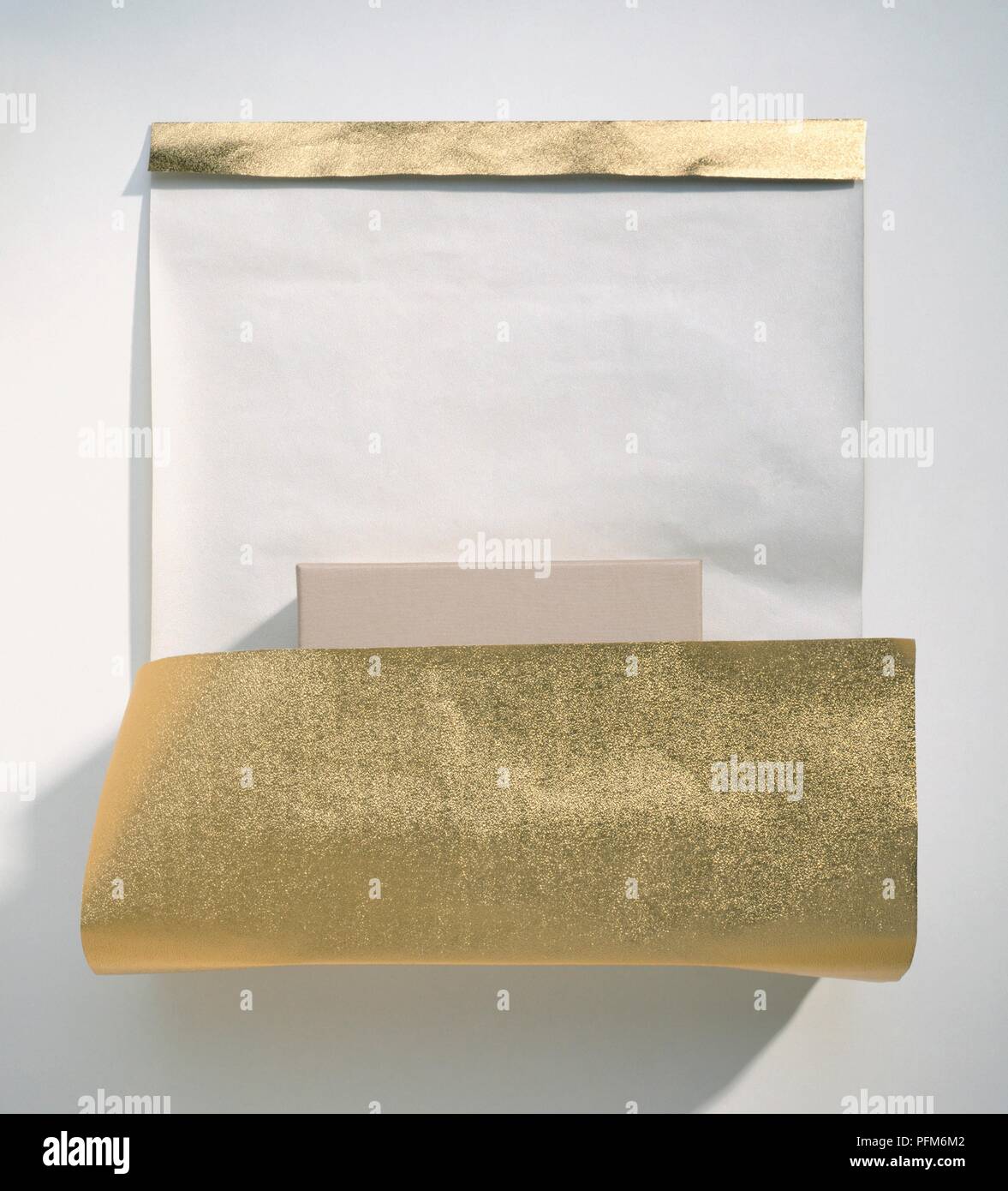 Gold sequence hi-res stock photography and images - Alamy