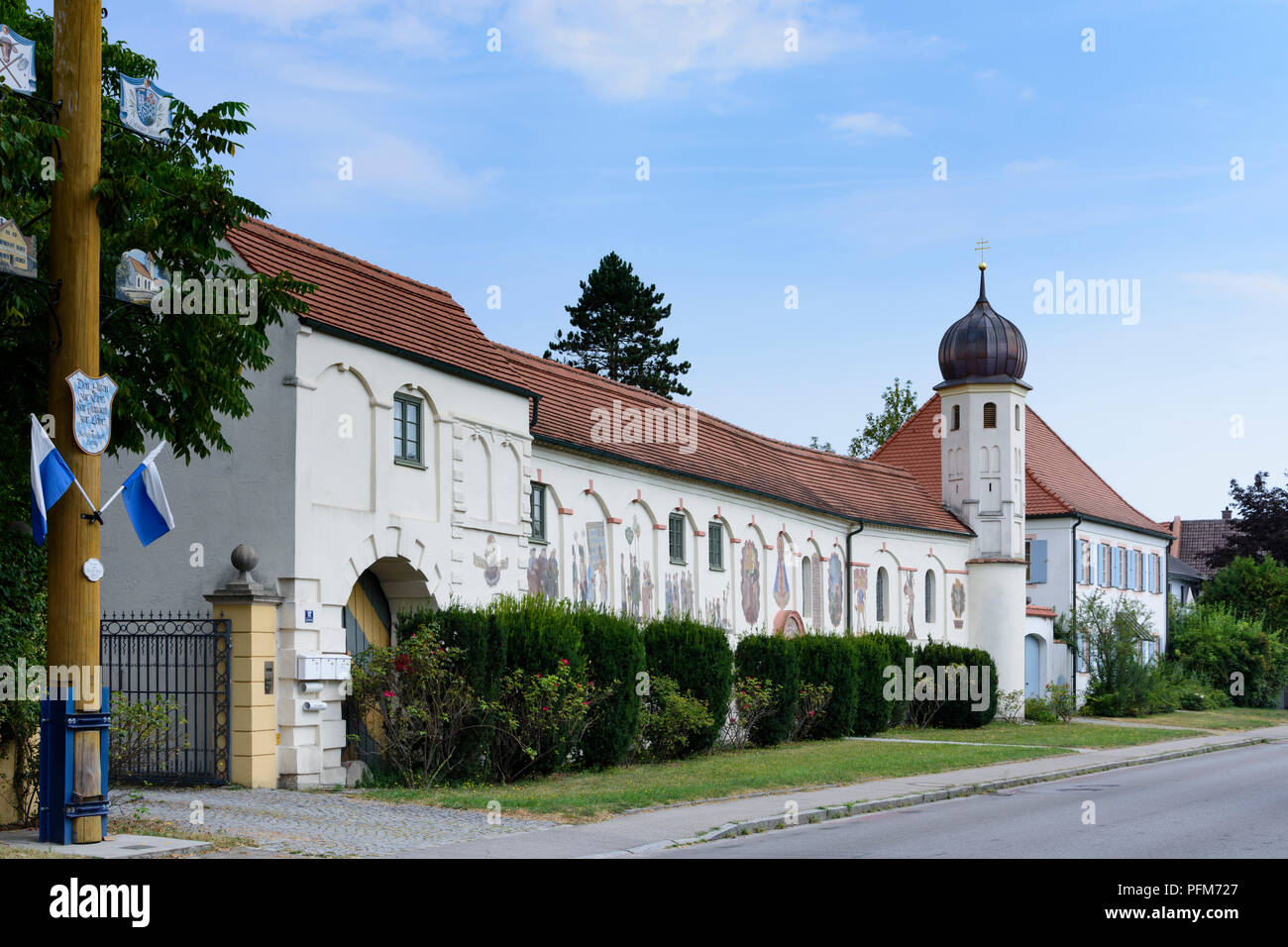Olching: castle and chaple (Schloss and Schlosskapelle) in Esting ...