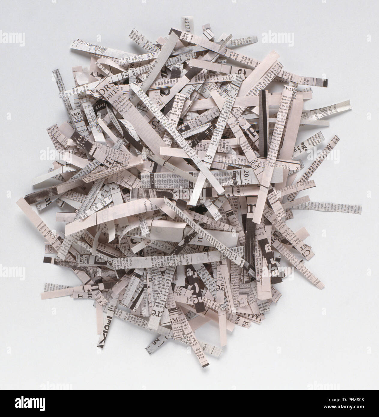 Shredded newspaper hi-res stock photography and images - Alamy