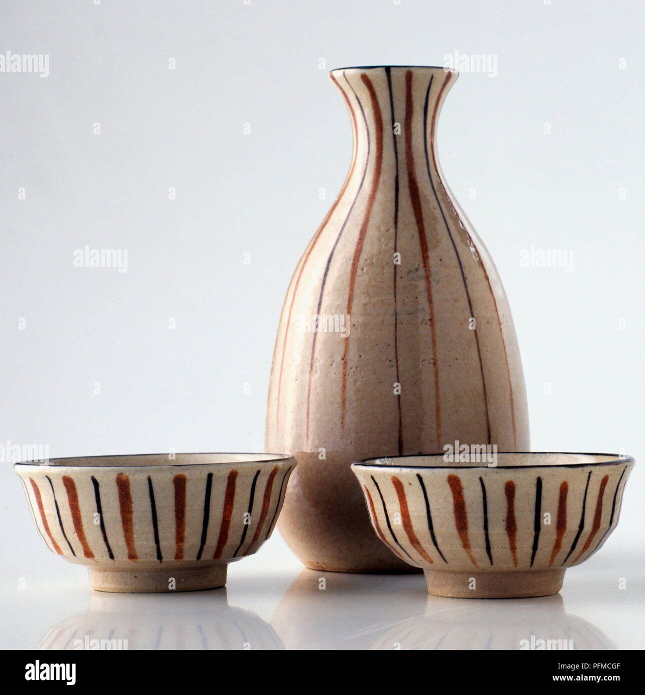 Tokkuri hi-res stock photography and images - Alamy