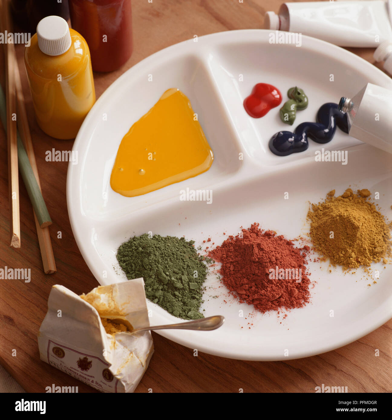 Pallet projects hi-res stock photography and images - Alamy