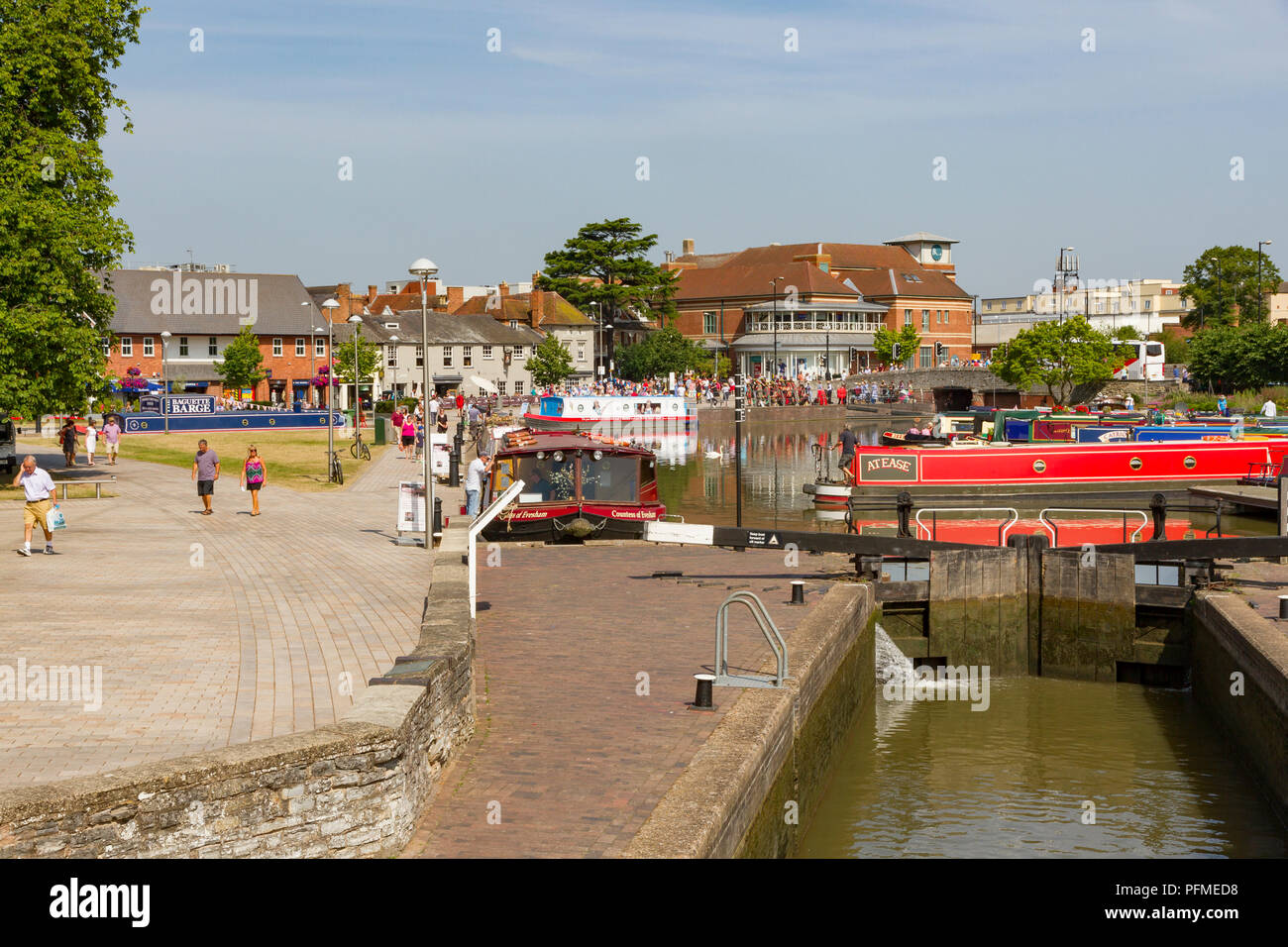 Bancroft Basin in Stratford Upon Avon Stock Photo - Alamy
