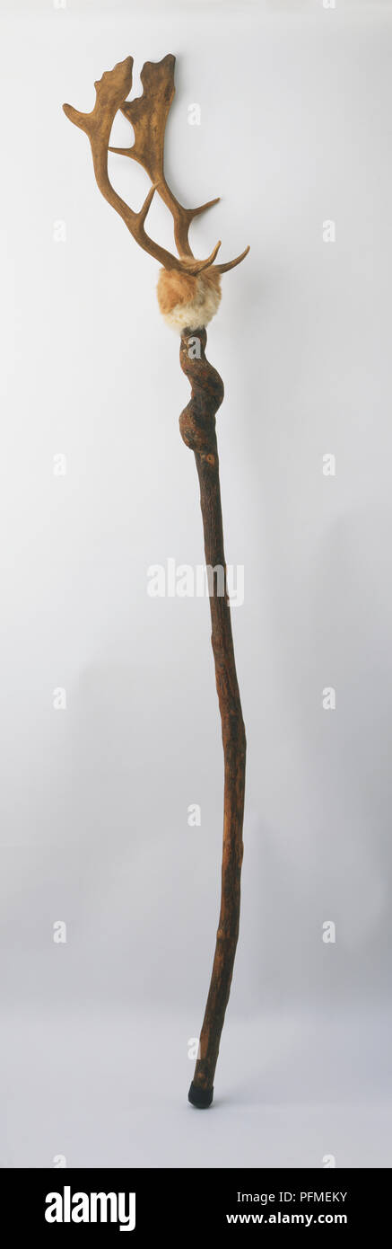 Wizards magic wand hi-res stock photography and images - Alamy