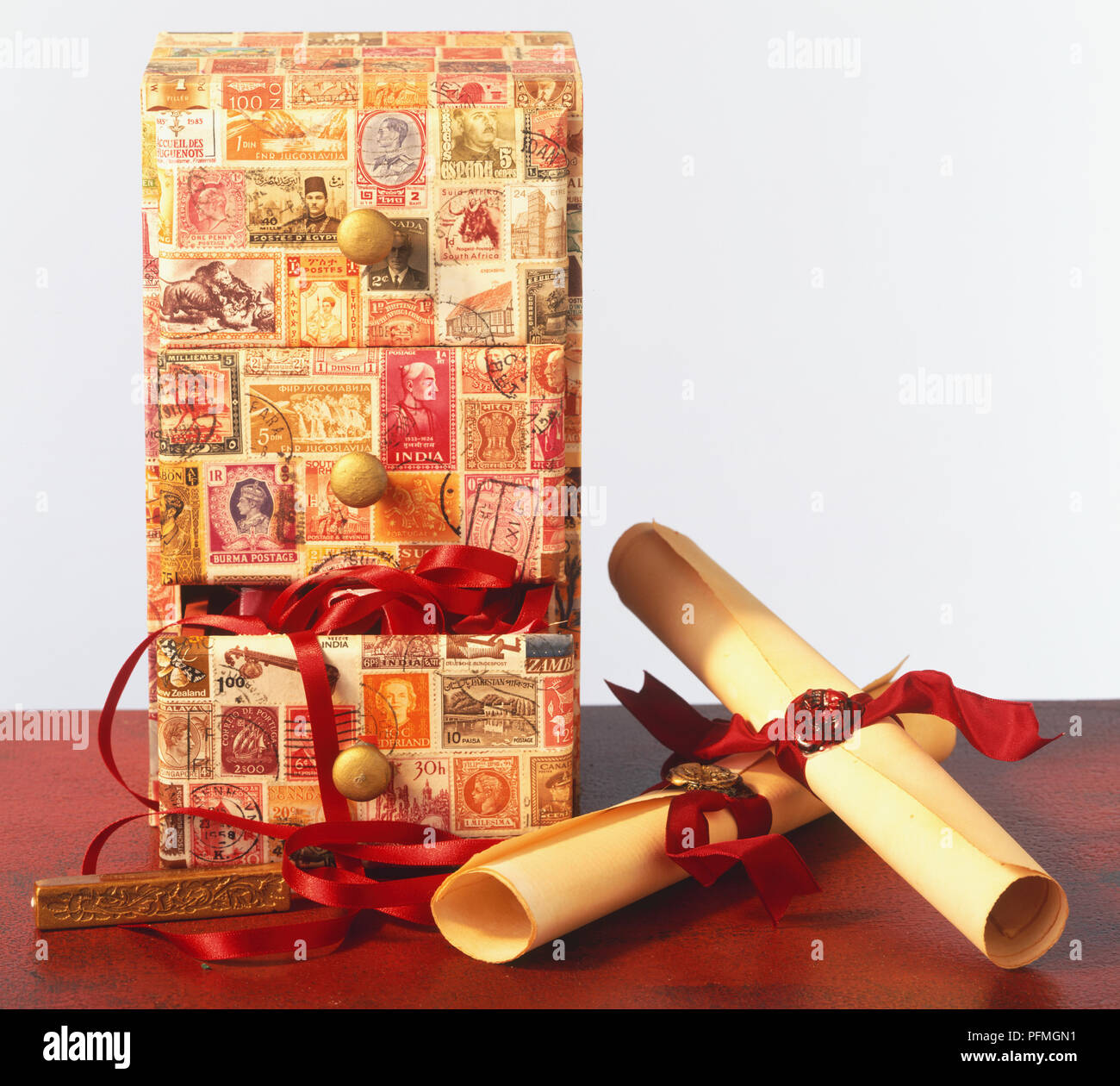 Seal stamps hi-res stock photography and images - Alamy