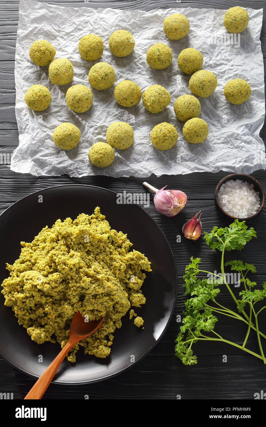 Arabic appetizer hi-res stock photography and images - Alamy